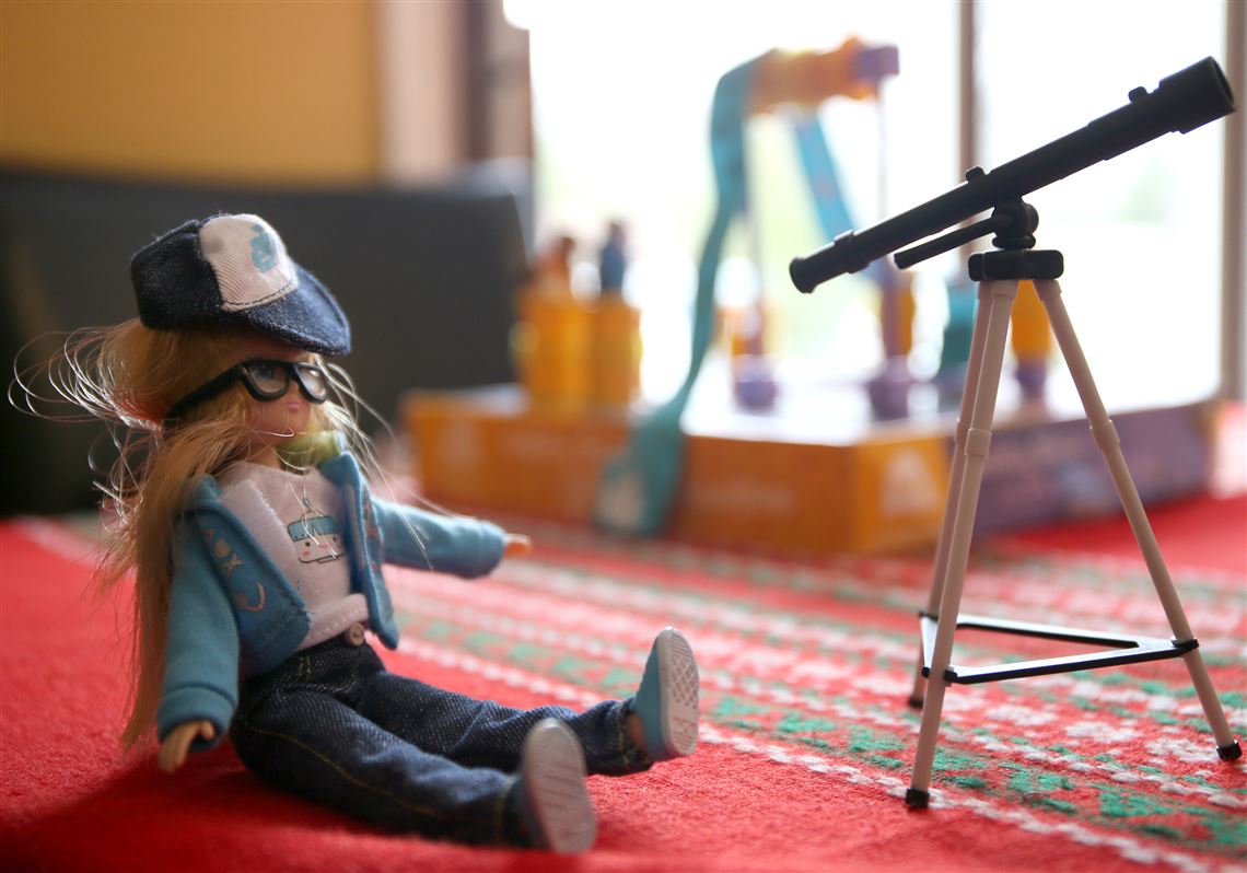 STEM dolls for girls take off as gifts | Pittsburgh Post-Gazette