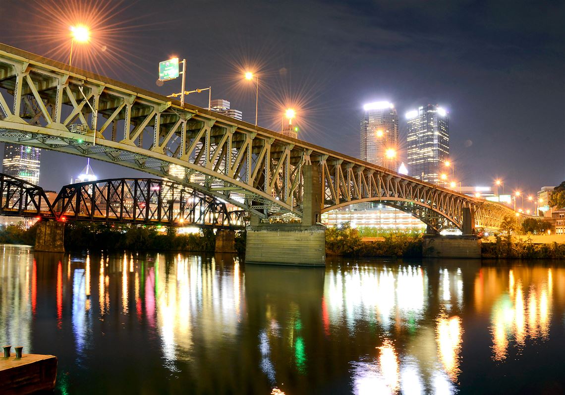 Traffic curbs start today for Liberty Bridge span work | Pittsburgh ...