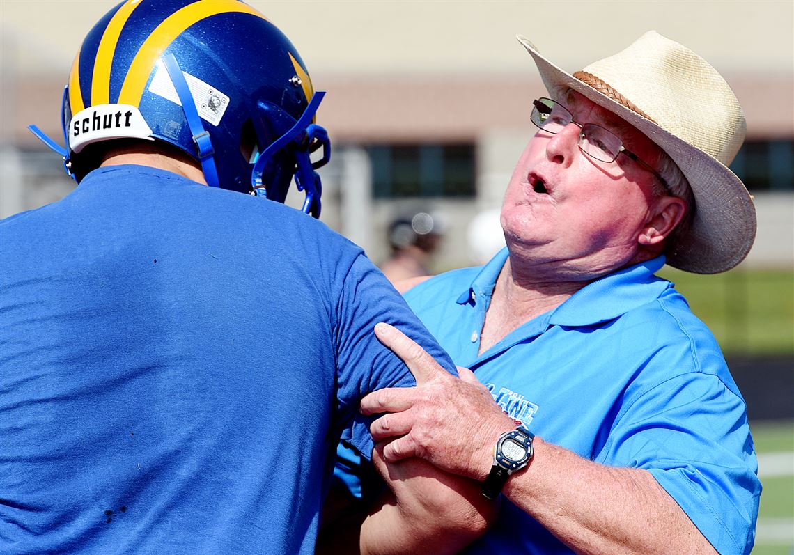 Former coach Joe Moore celebrated by old friends at offensive line camp ...