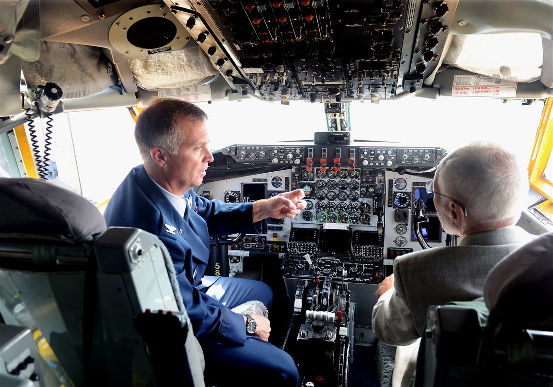 171st Air Refueling Wing gets new commander | Pittsburgh Post-Gazette 171st Air Refueling Wing gets new commander | Pittsburgh Post-Gazette
