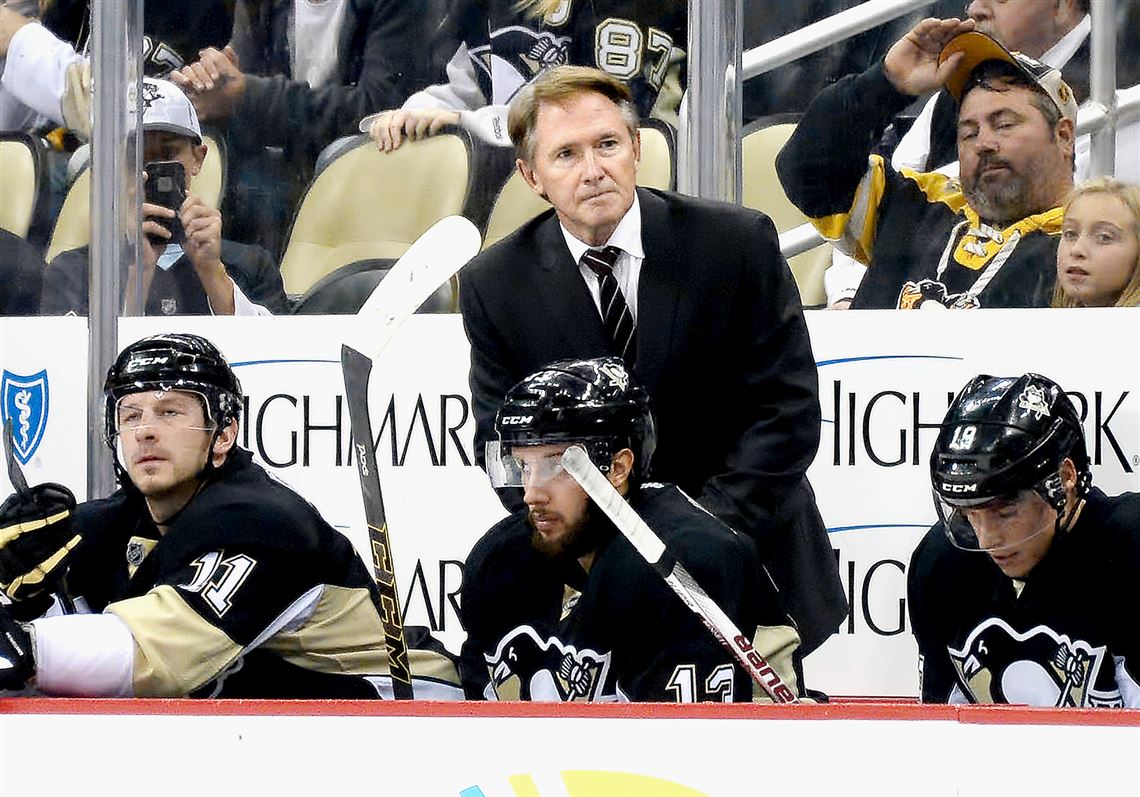 Johnston shakes up Penguins' lines as offense continues to struggle ...