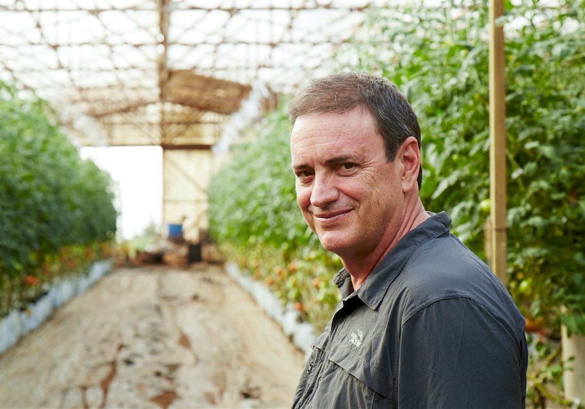 Pittsburgh-born chef's new cookbook shows off 'his' Hawaii | Pittsburgh ...