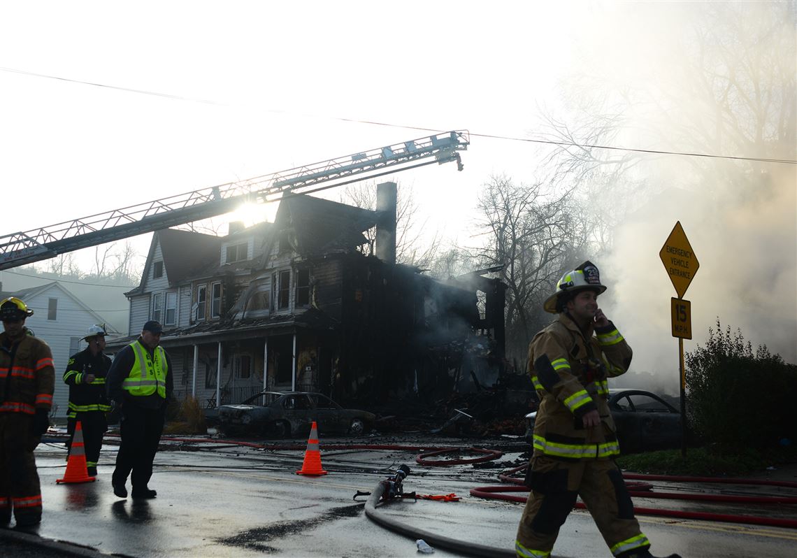 Four-alarm fire in Scott damages seven homes | Pittsburgh Post-Gazette