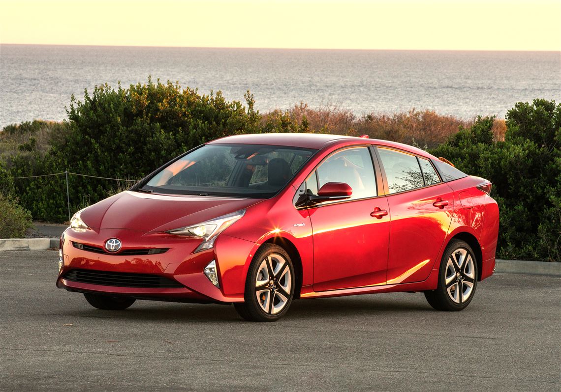Scott Sturgis' Driver's Seat: New Toyota Prius Four displays satisfying ...