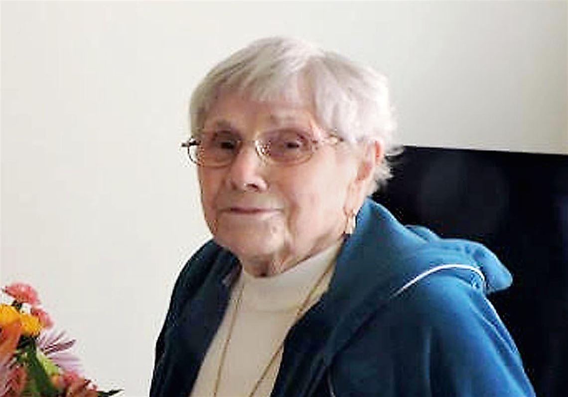 Century Club: Athlete was also a master bridge player and nurse ...
