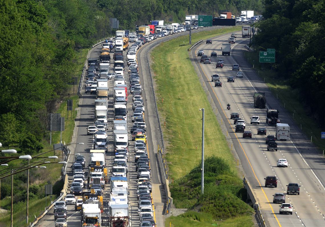 TRAFFIC: Truck rollover closes Southbound Interstate 79 | Pittsburgh ...