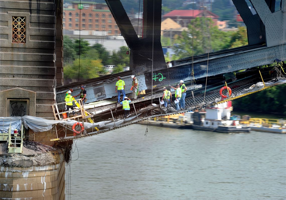 TRAFFIC: Several detours available for Liberty Bridge closure ...