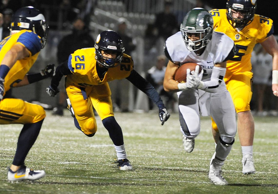 High school football notebook: Max DeVinney gets turn to shine at QB ...