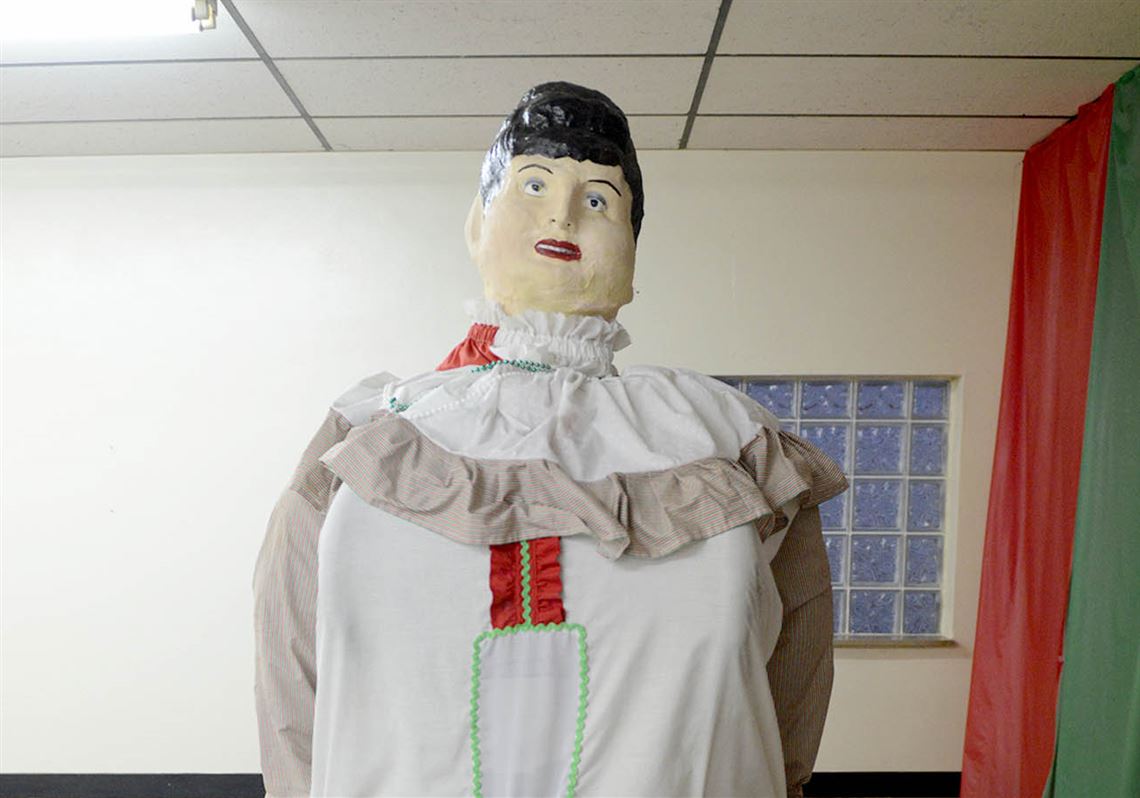 Carnival puppet helps mark Italian society's 100 years | Pittsburgh ...