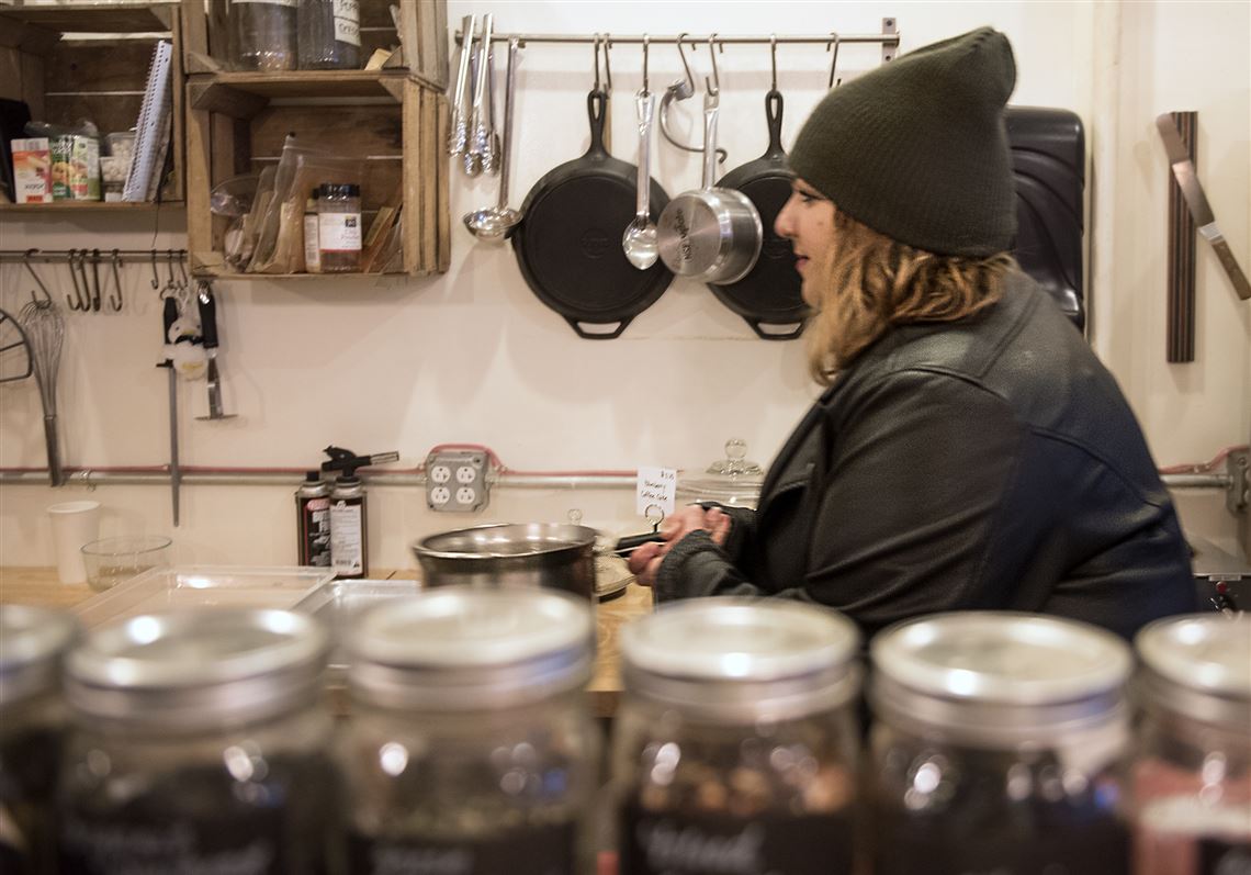 'Yay, coffee!': Businesses find way around boil-water advisory ...