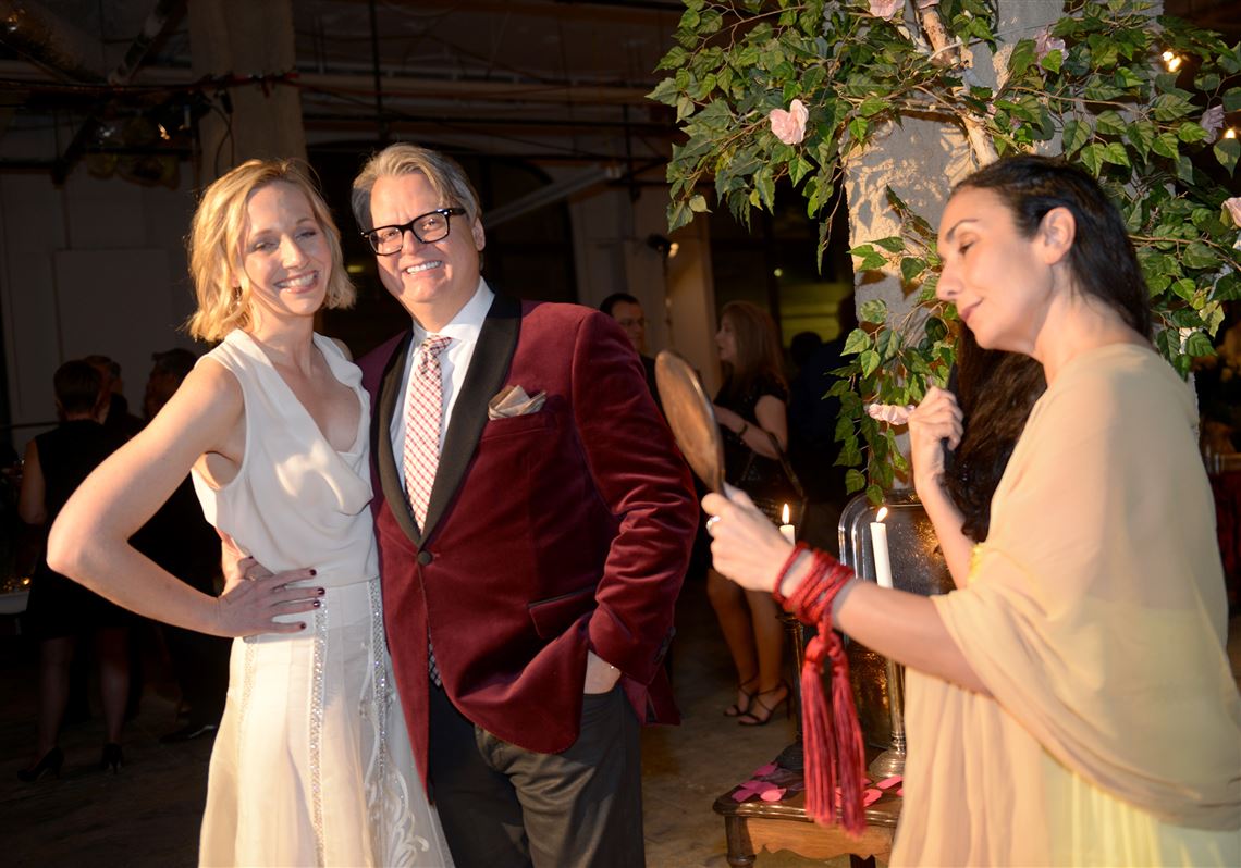 Lisa Cibik Wedding 10 St. Mark's RC Cem., Kennedy Twp., PA