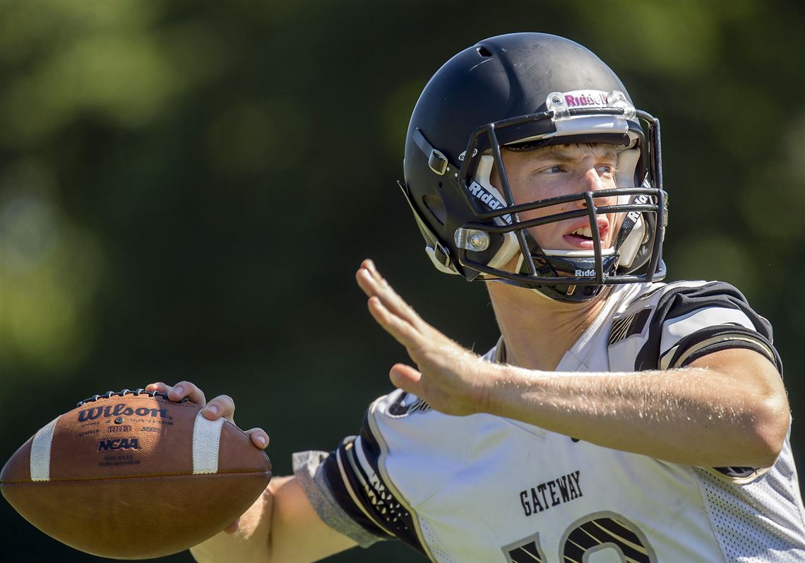 Brady Walker surpasses 5,000 career passing yards as Gateway continues ...