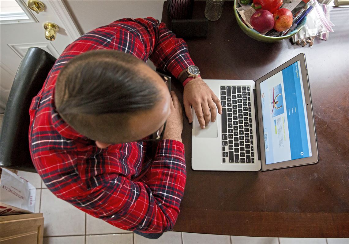 Giving employees a hand in learning how to handle money | Pittsburgh ...