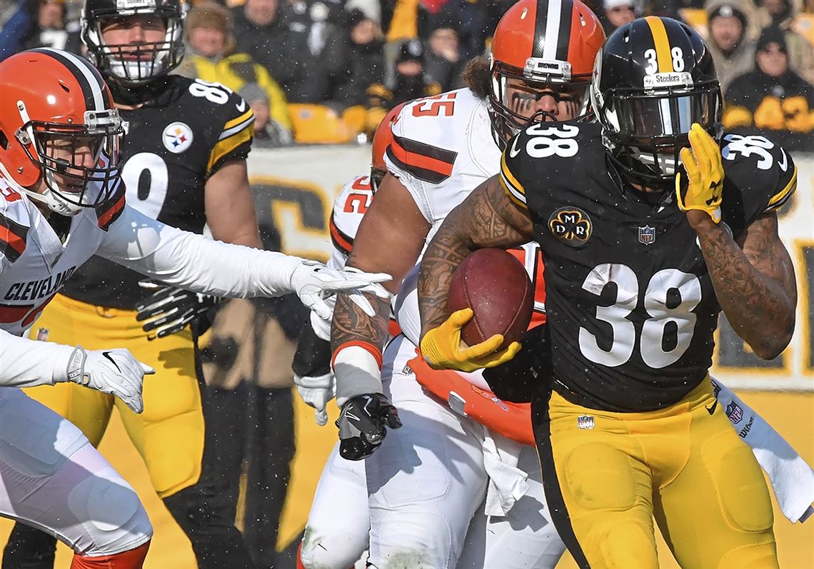 First touchdown in 1,183 days a highlight for new running back Stevan ...