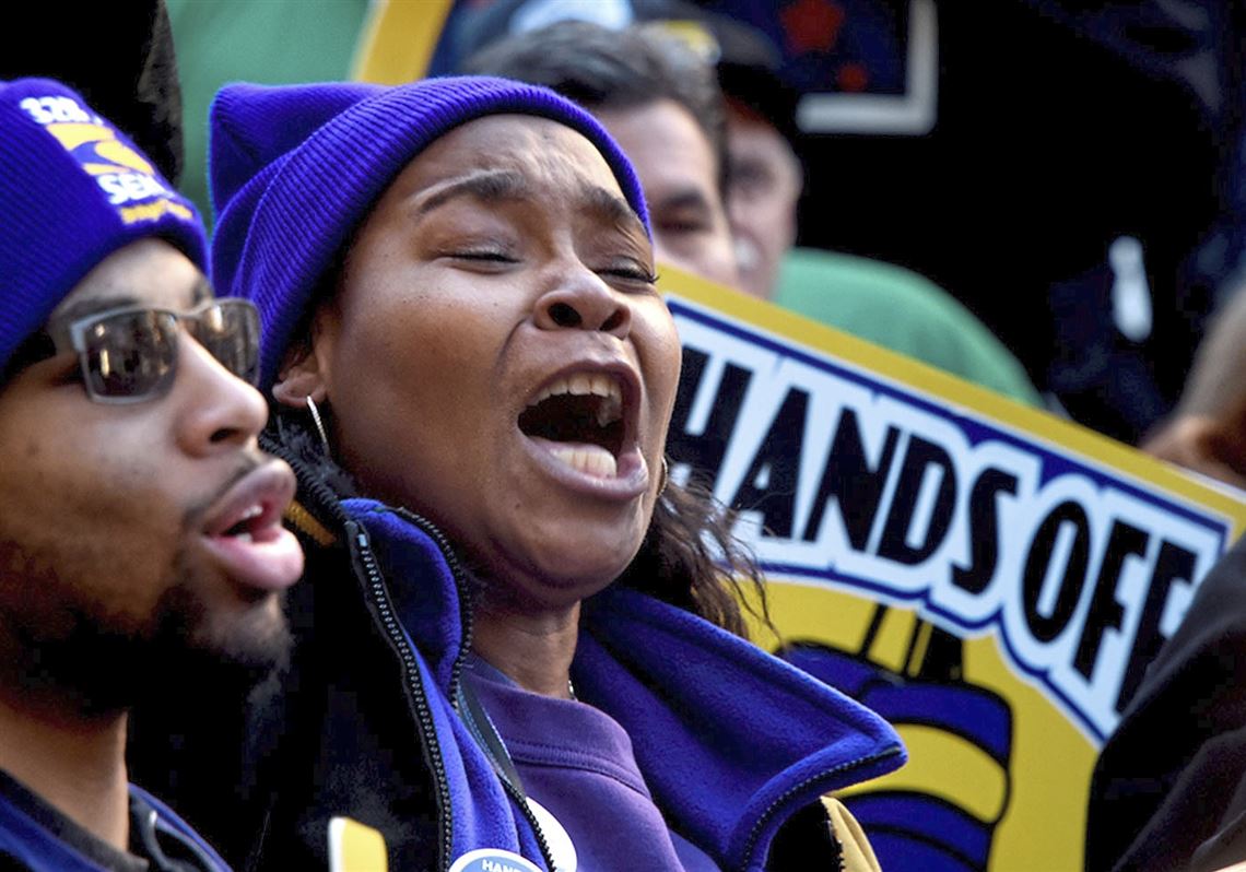 Hundreds of union workers rally in Downtown Pittsburgh ahead of Supreme ...