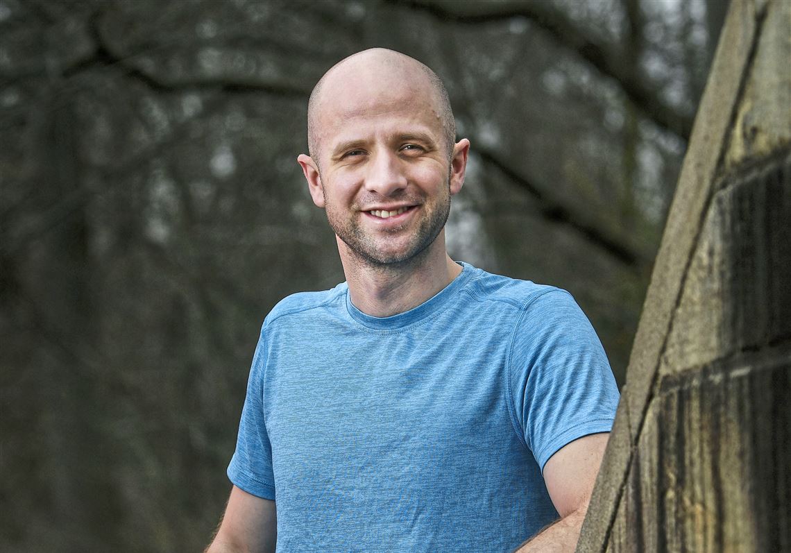 His heart stopped for 1 minute at Pittsburgh Marathon. He's back to run ...