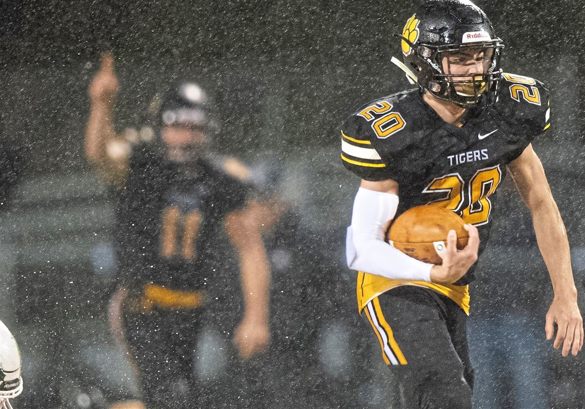 Football Leaders: Rushing, Passing, Receiving (Friday, Oct. 26, 2018 ...