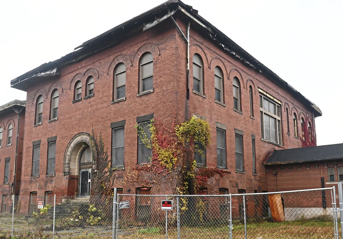 Housing Authority approves plan to redevelop Larimer School ...