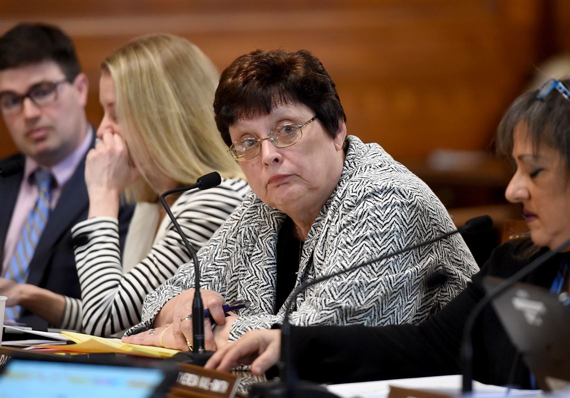 Measure to improve city pensions draws mayor's office warning ...