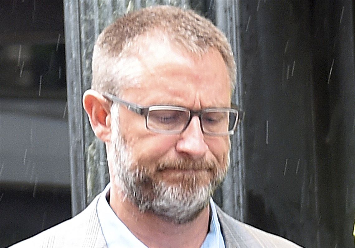 Former detective loses 2nd bid to withdraw guilty plea in $1.3 million ...