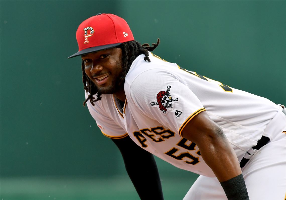 Josh Bell loosened up after days off, and it showed on Pirates' road ...