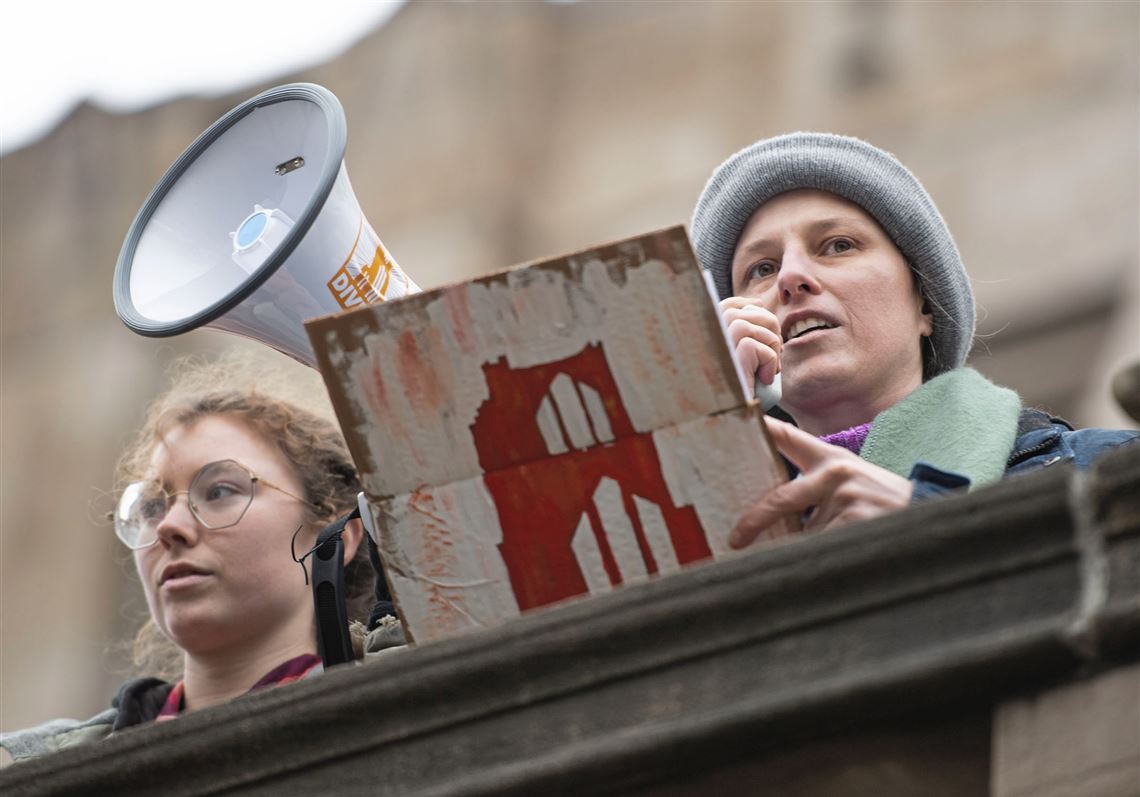 Boisterous crowd sends Pitt a noontime message: Divest from fossil ...