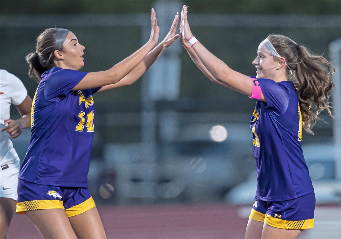 Plum girls soccer team now has a target on its back | Pittsburgh Post ...