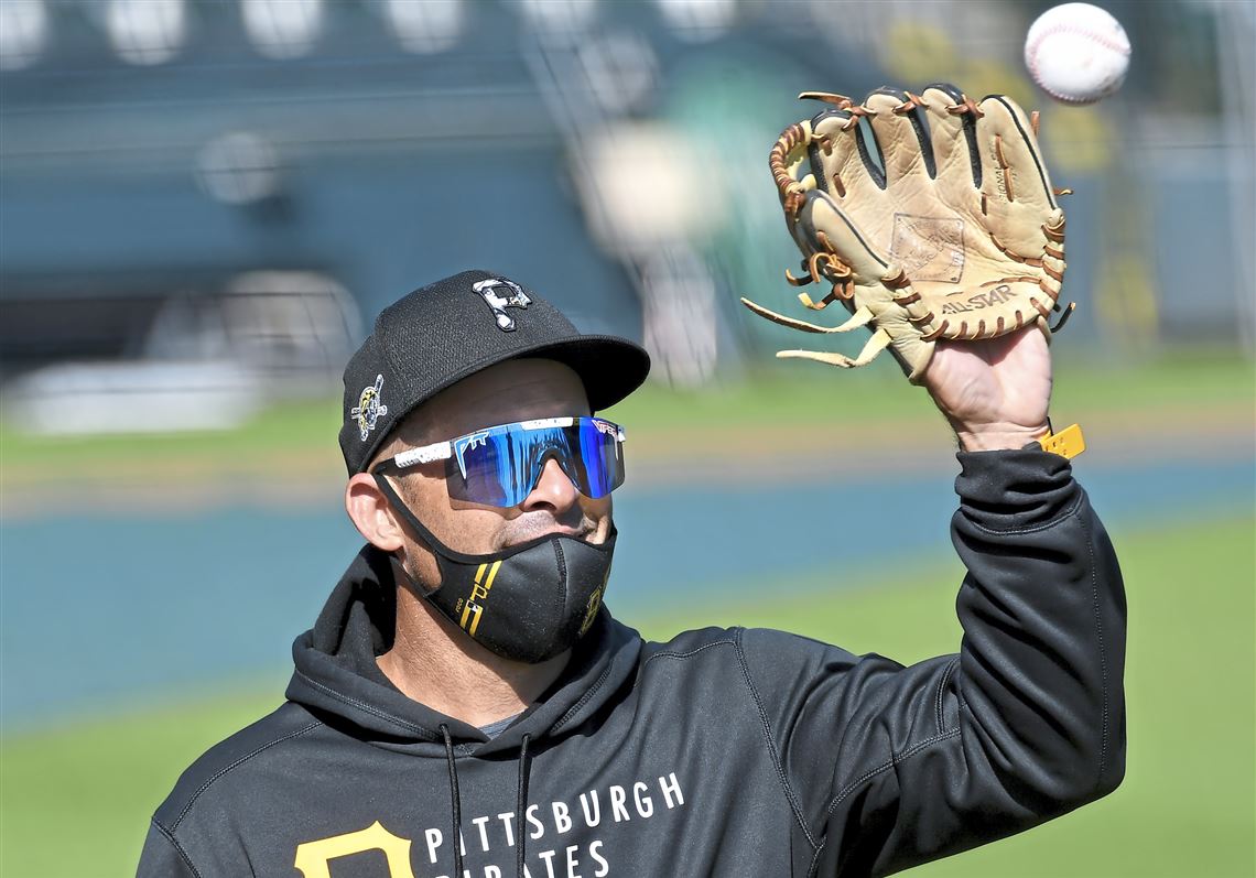 Sources: Pirates stay in-house for third-base coaching job and promote ...