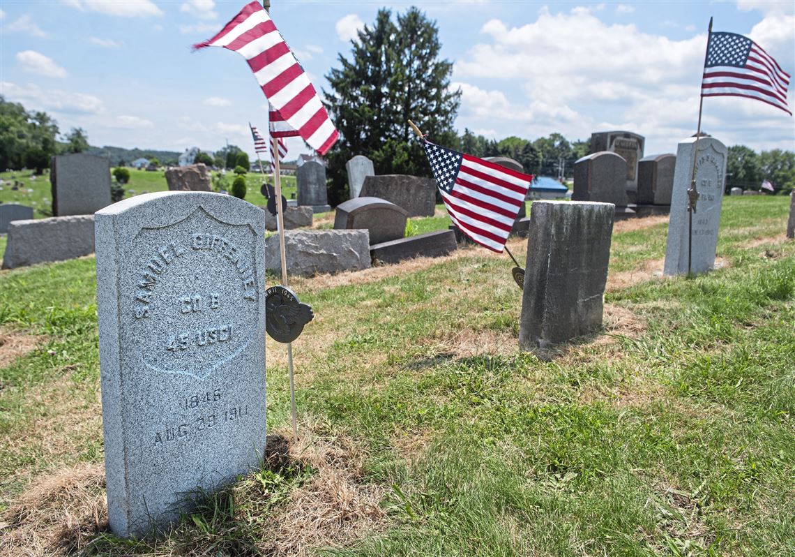 Community members build back Homestead cemetery and make Juneteenth ...