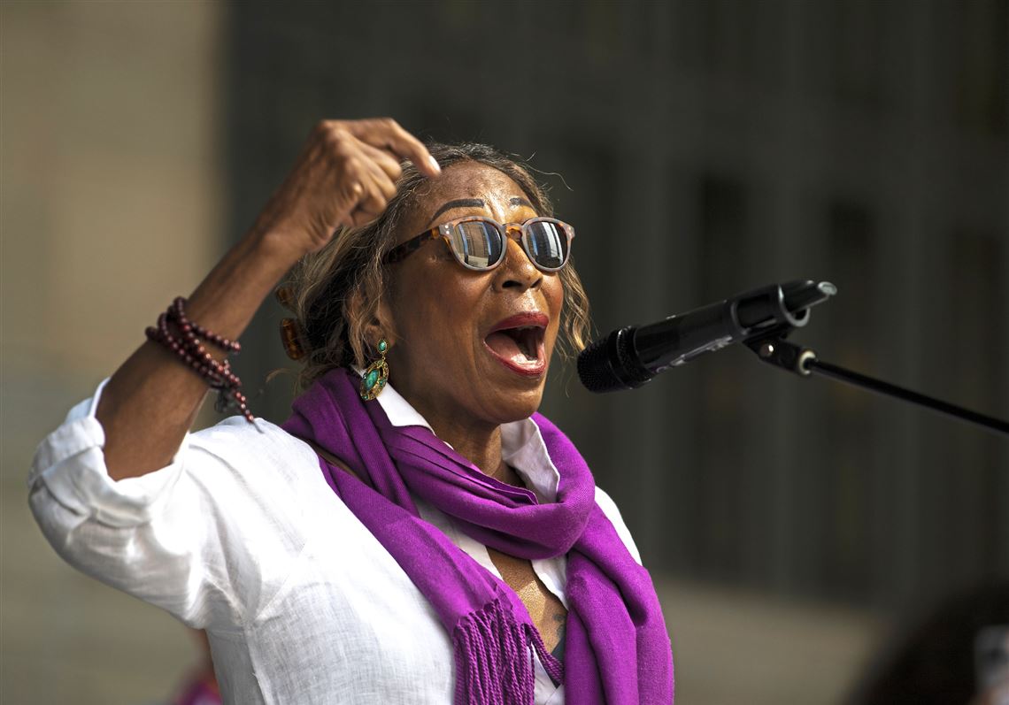 Retired Pittsburgh police officer wins Good Neighbor Award | Pittsburgh ...