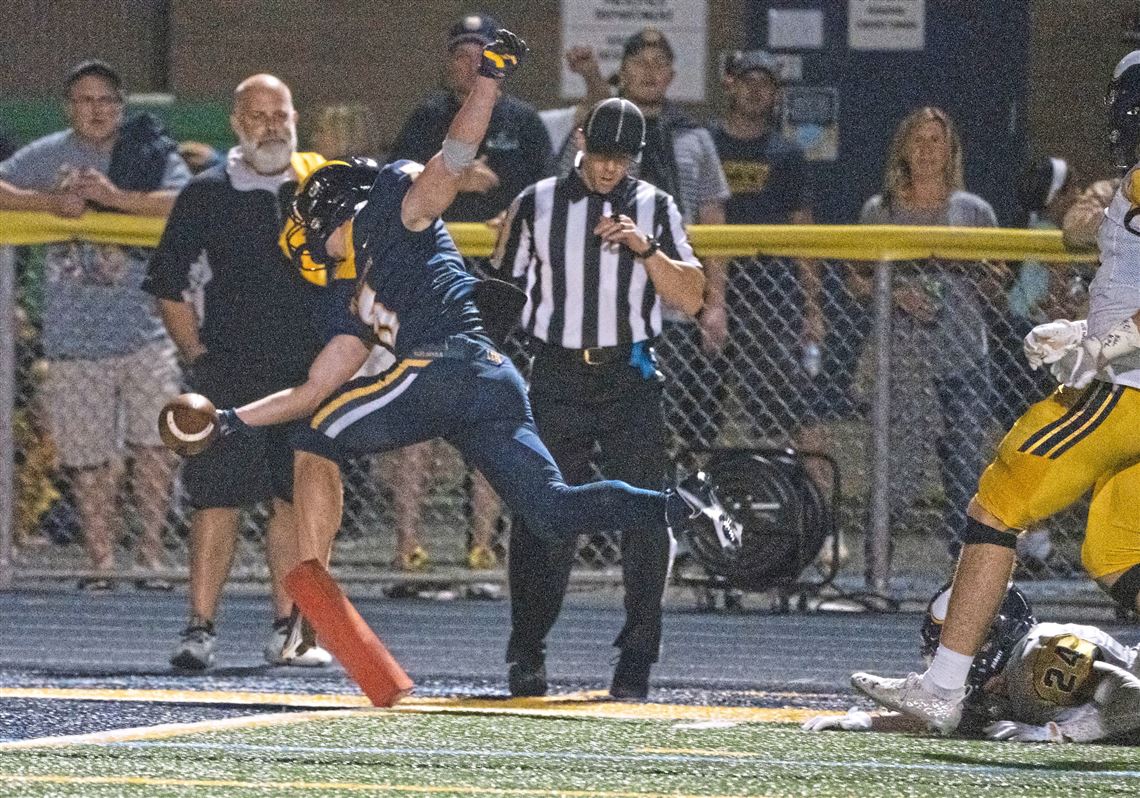 Alex Tecza runs for 266 yards as Mt. Lebanon (7-0) beats Central ...