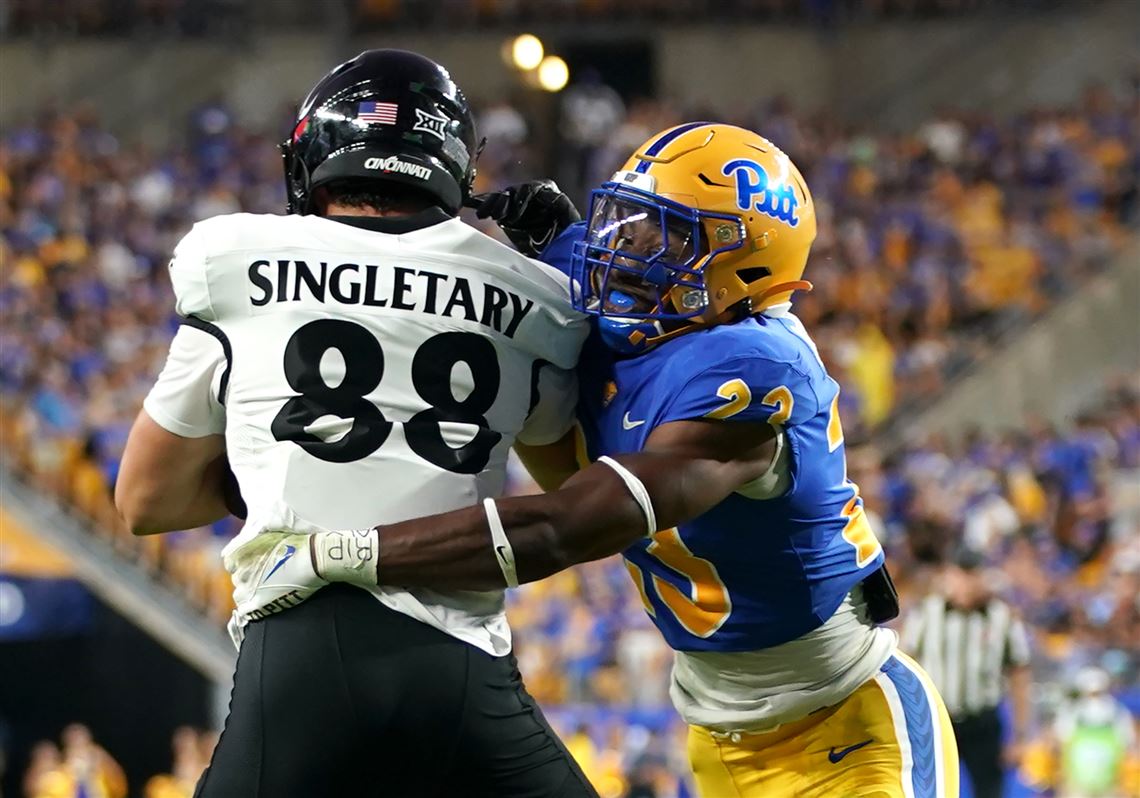 Pitt football loses LB Solomon DeShields, QB Christian Veilleux to ...