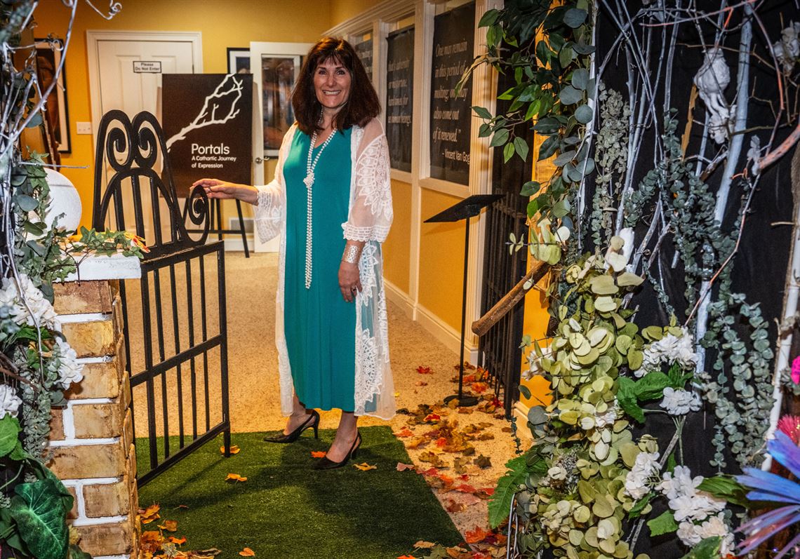 Lorrie Anne Minicozzi is the artist she always wanted to be, 40 years ...