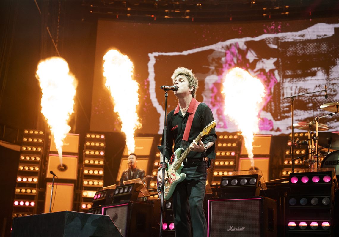 Review: Green Day gives fans the time of their lives at PNC Park ...