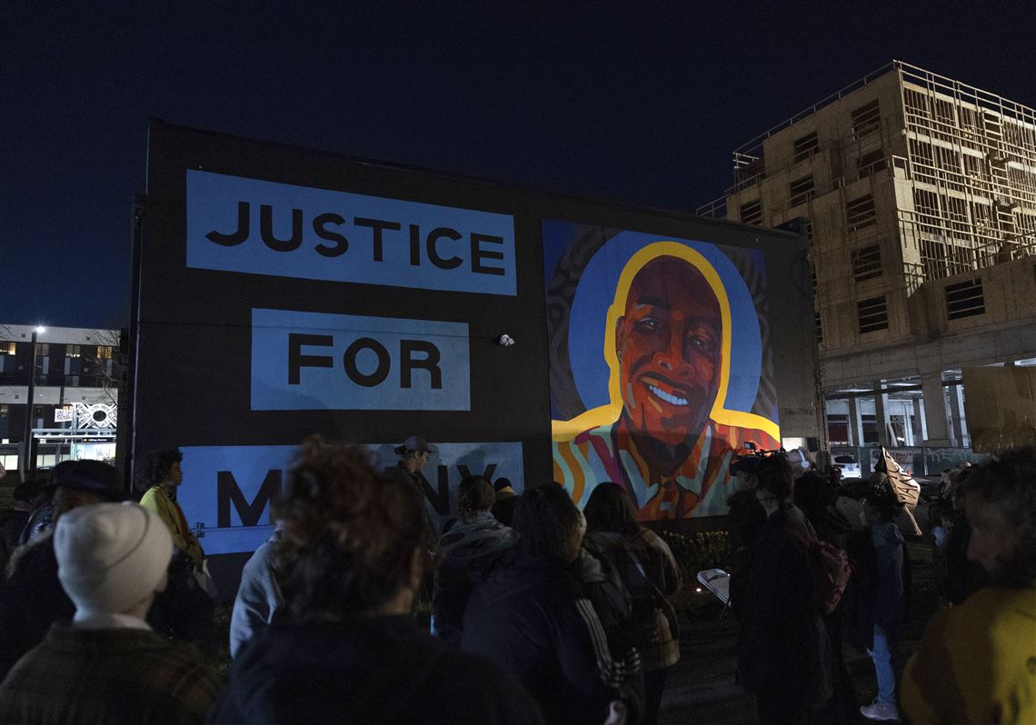 Jury clears 3 Washington officers in death of Manuel Ellis, a Black man ...