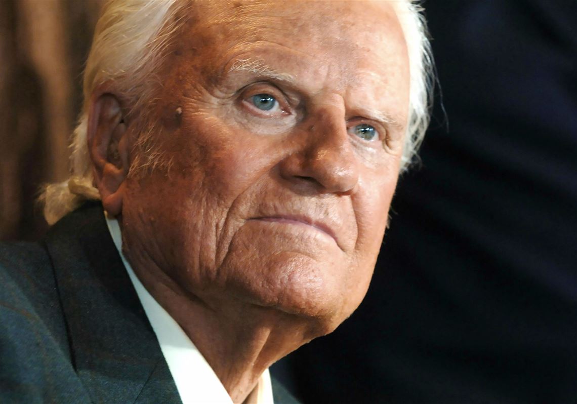 Billy Graham: Nation's chaplain or godfather of Religious Right ...