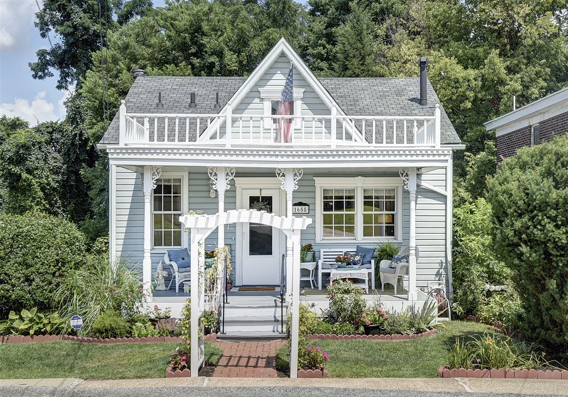 Buying Here: How did they fit 3 bedrooms into this little Beechview ...