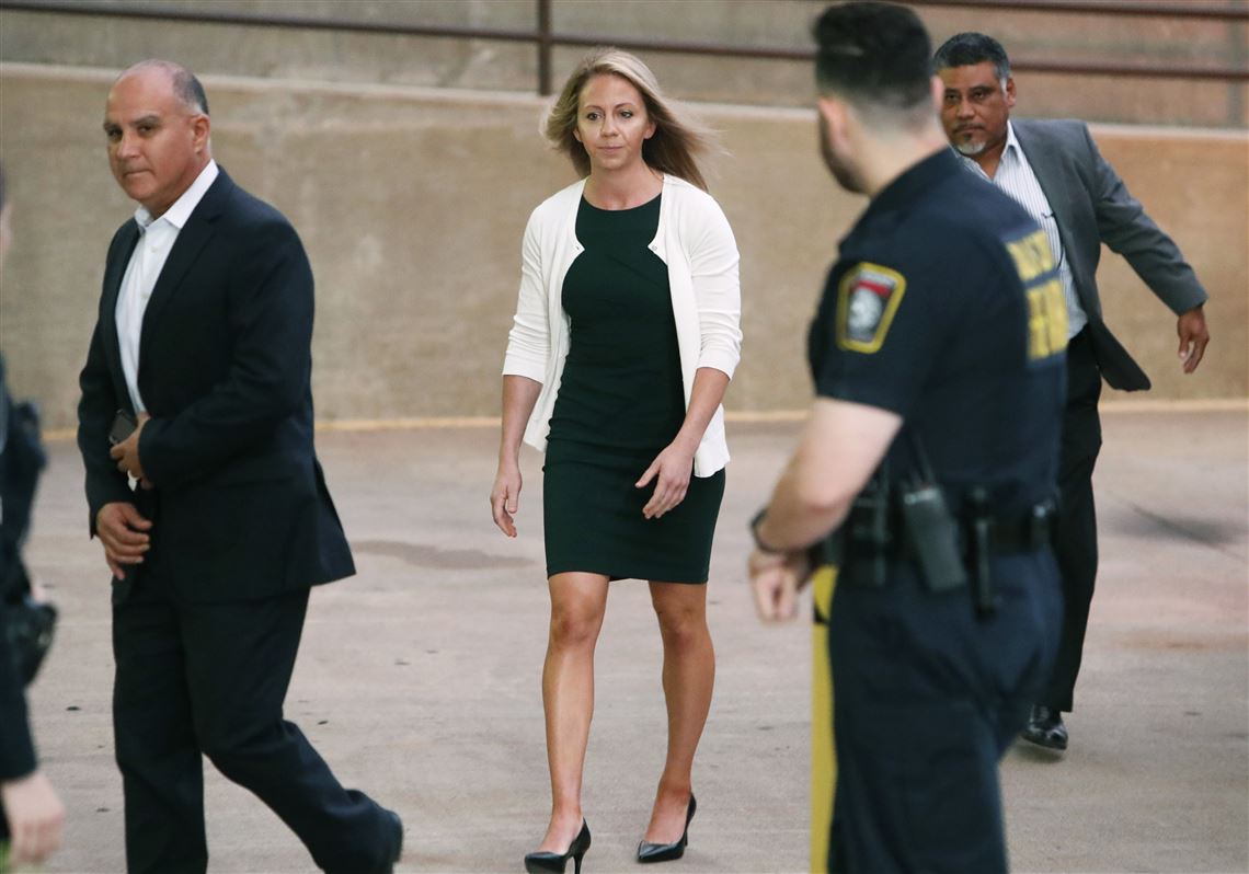‘i Thought I Was In My Apartment Jury Hears Former Dallas Officers