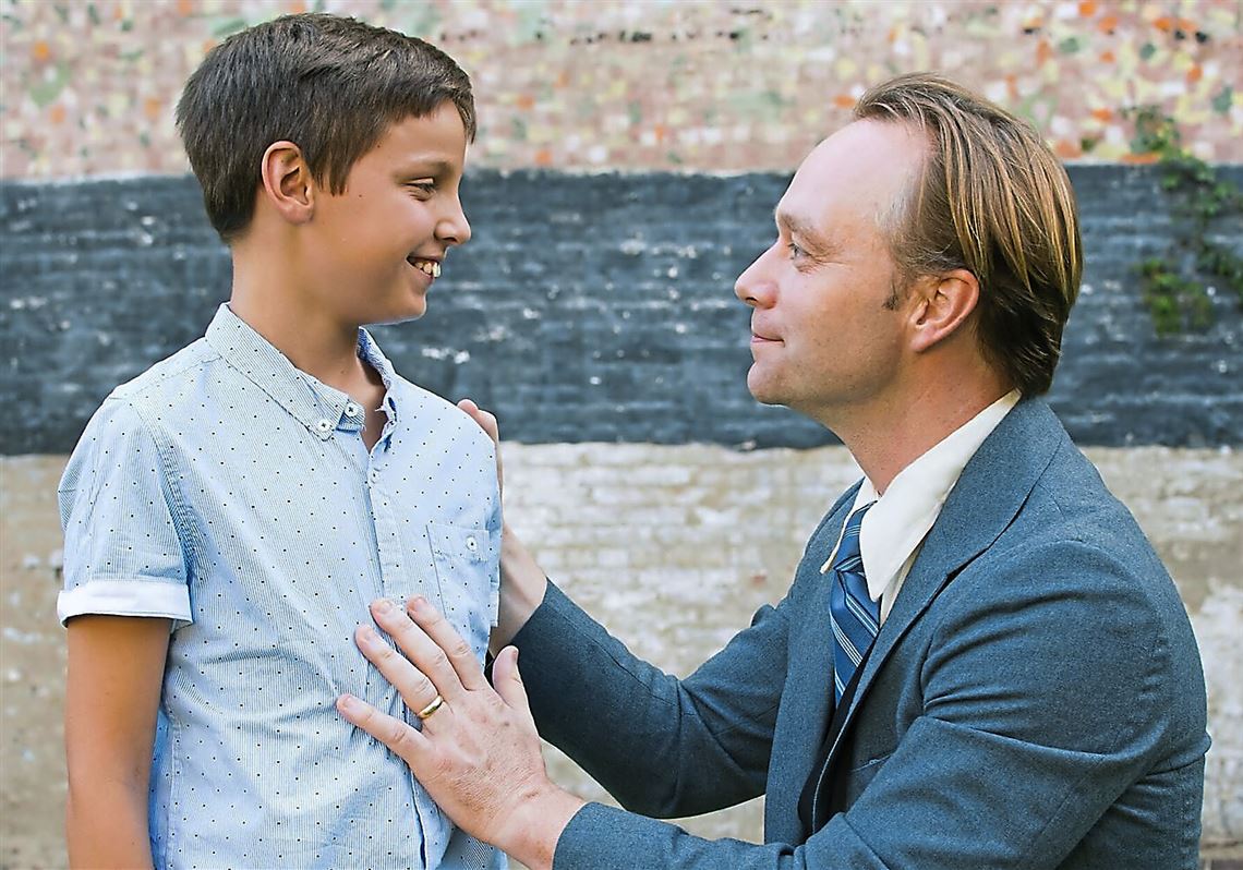 Stage preview: 'Big Fish' musical lures Billy Hartung back to the ...