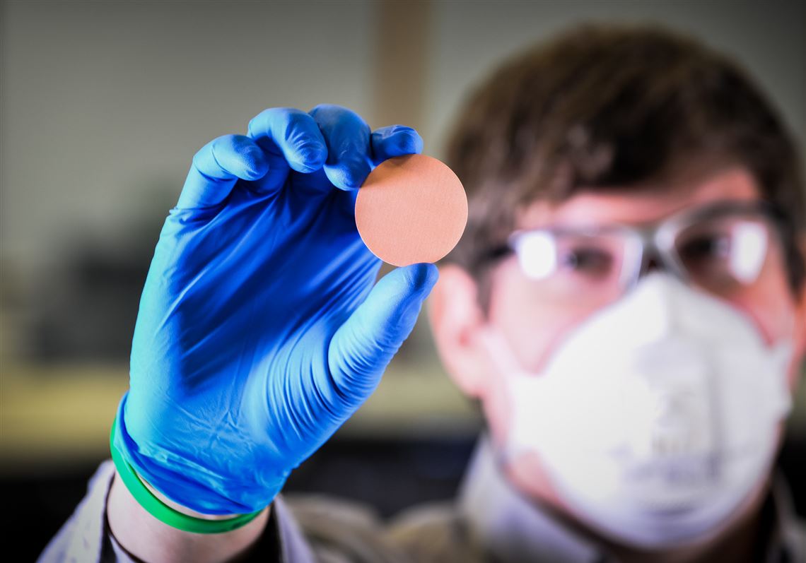 Pitt partners with 3D printing company to develop reusable N95 mask ...