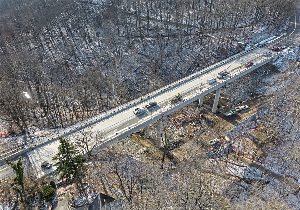 Fern Hollow Bridge reopens to traffic, 11 months after its collapse ...