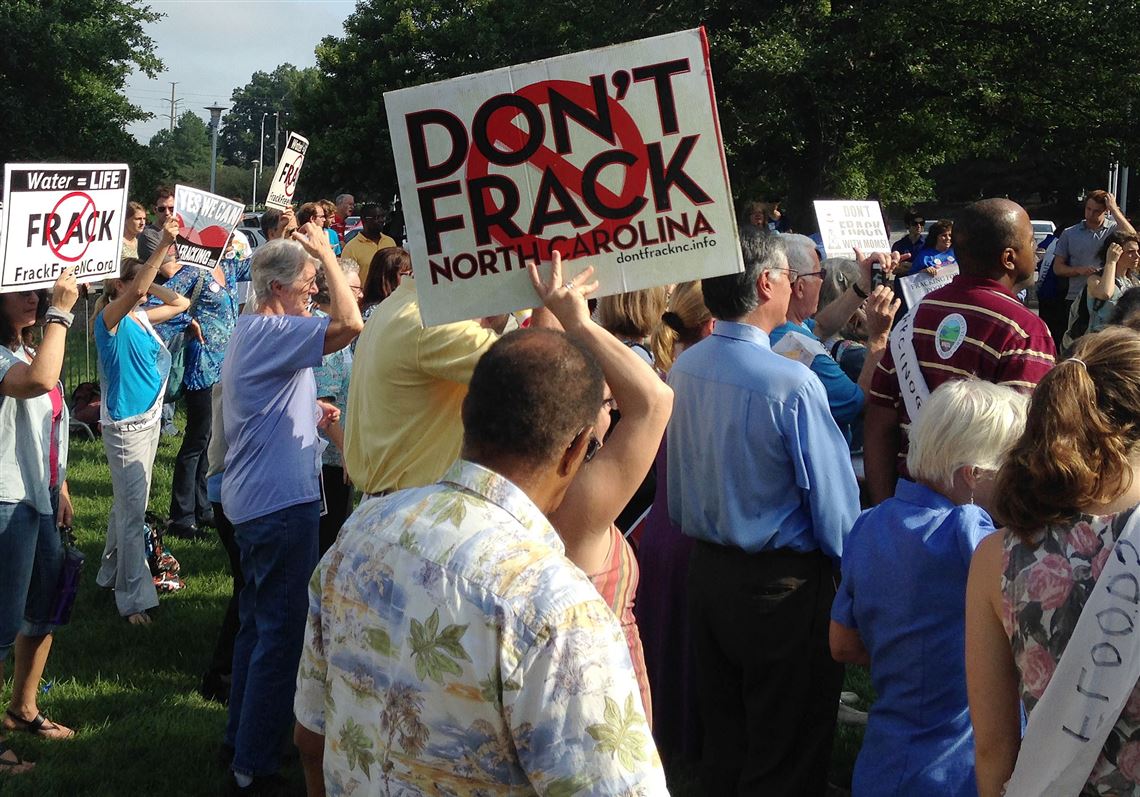 Judge temporarily halts fracking approvals in North Carolina ...