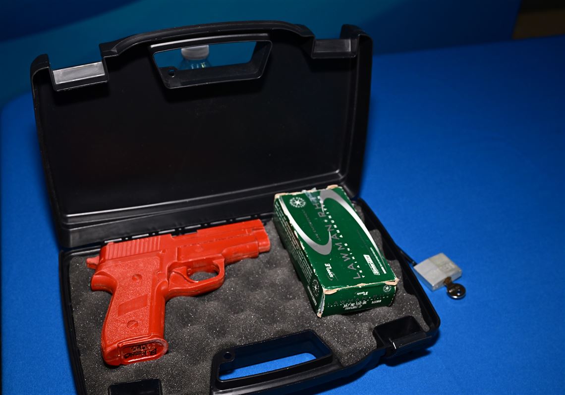 They bring guns, they can’t fly | Pittsburgh Post-Gazette