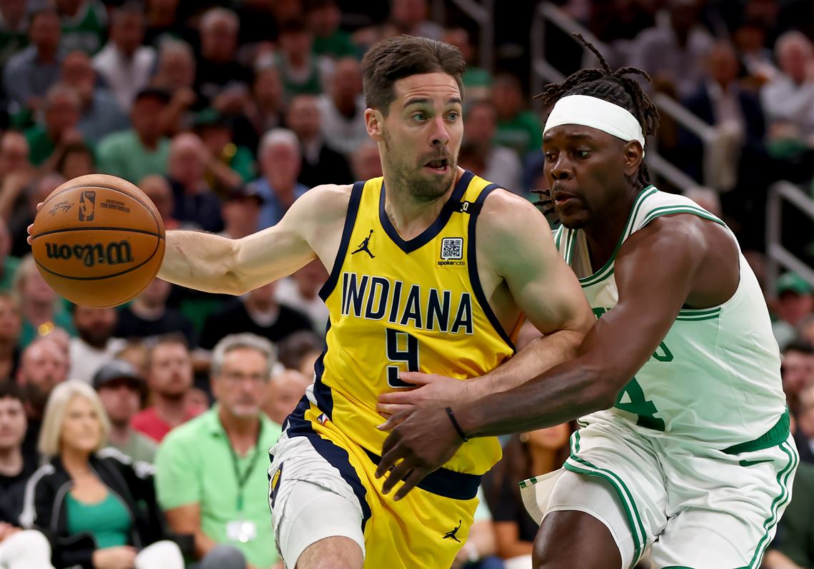 Indiana Pacers sign guard T.J. McConnell to 4-year, $45 million ...