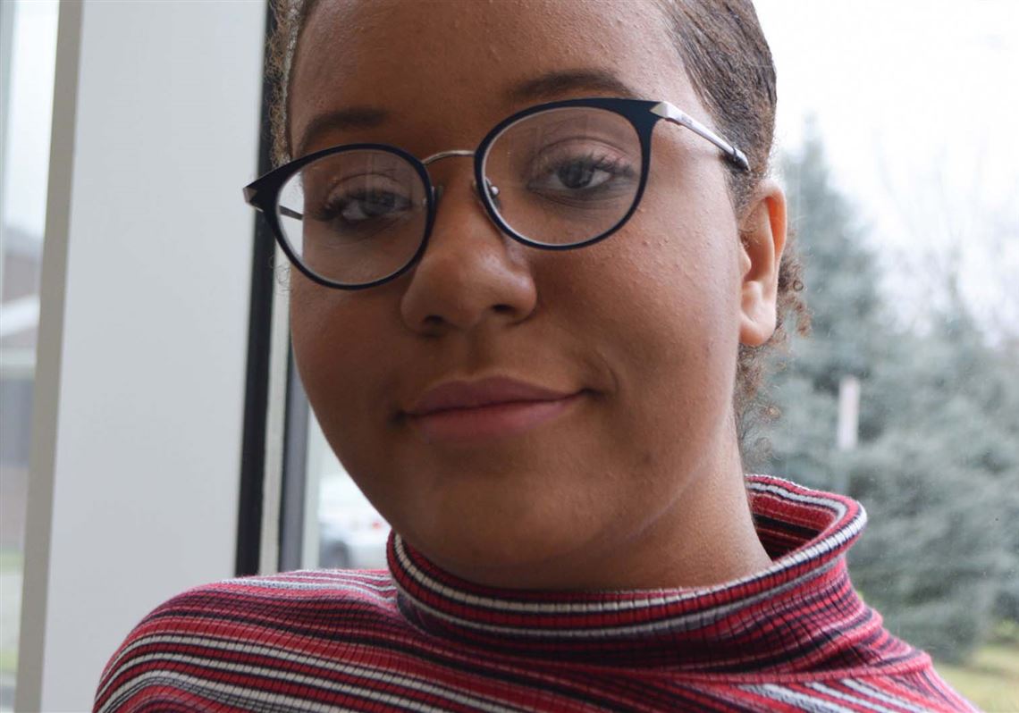 Lindsay Rodgers's Instagram, Twitter & Facebook on IDCrawl