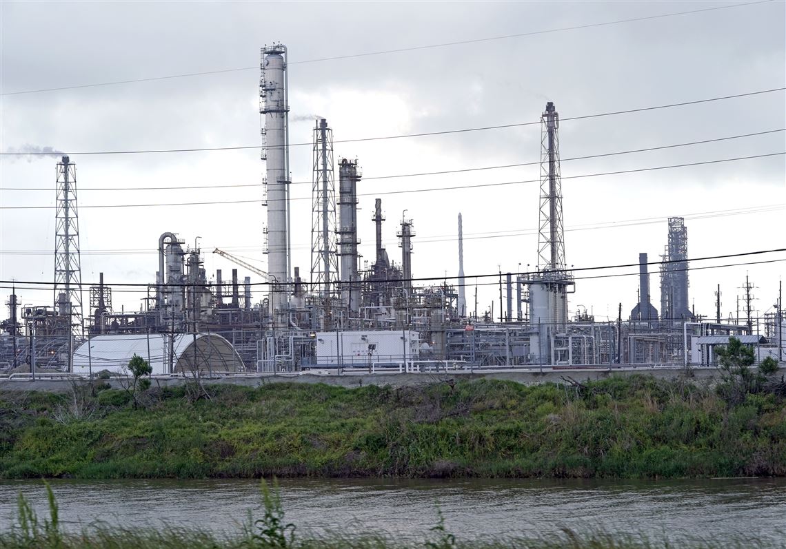 As Others See It: The oil market went negative, but gasoline will still ...