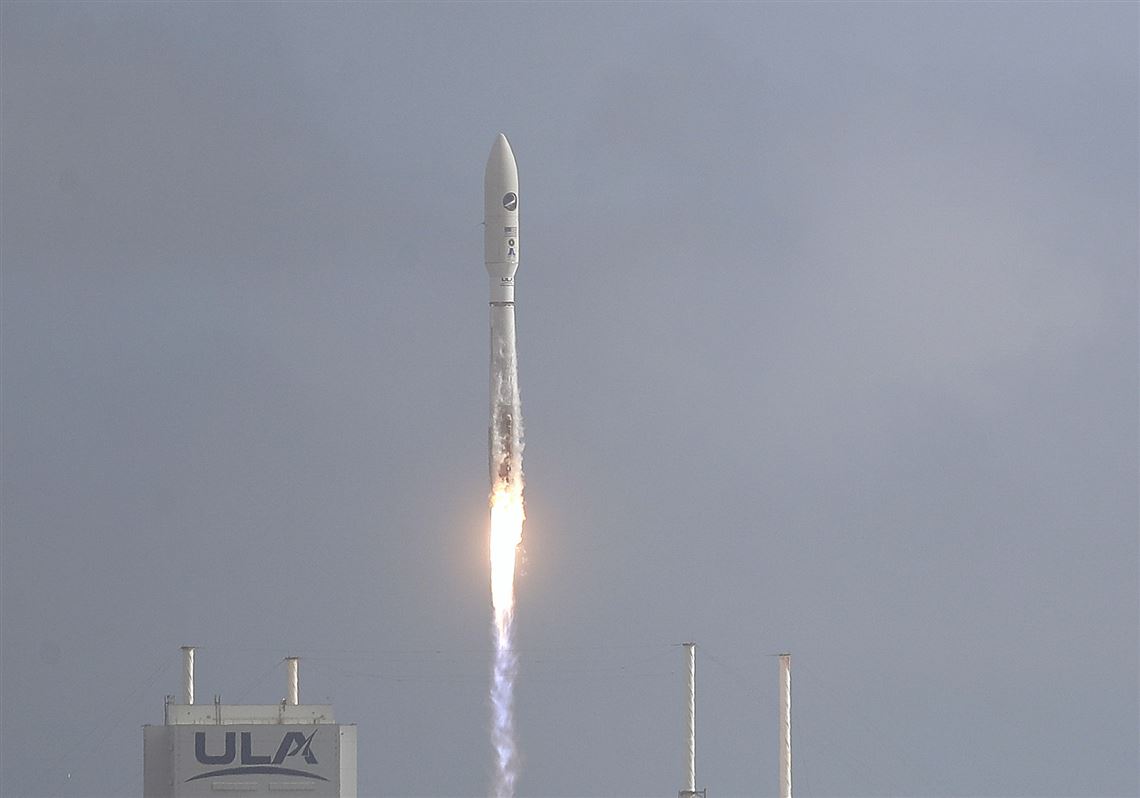 Rocket From Nasa Planes NASA's Space Launch System