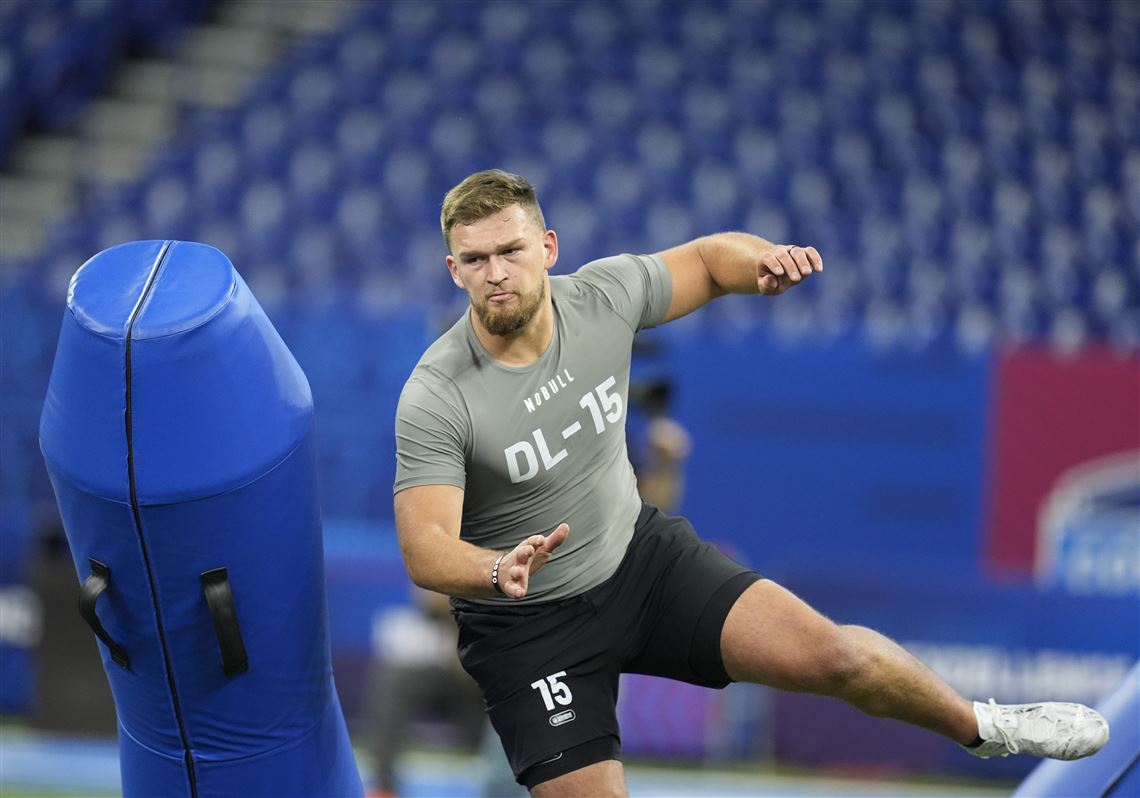 Will Steelers' Logan Lee be able to get to the QB as a pro ...