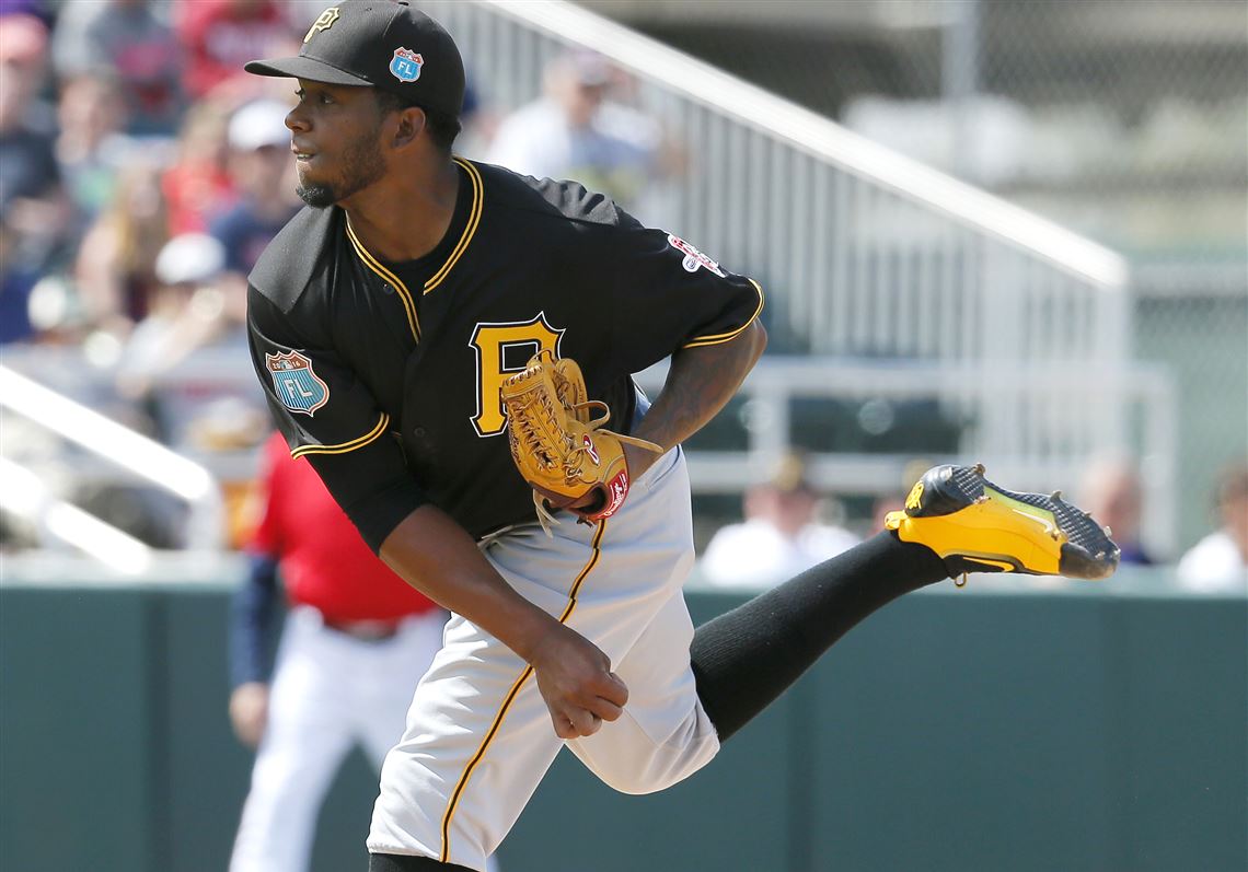 Neftali Feliz tries to rebound with Pirates after a tough 2015 campaign ...