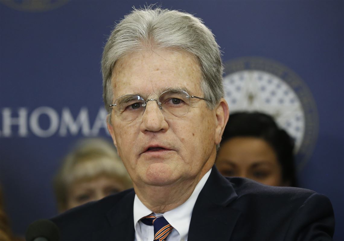 Ex-Sen. Tom Coburn, a conservative political maverick, dies at 72 ...